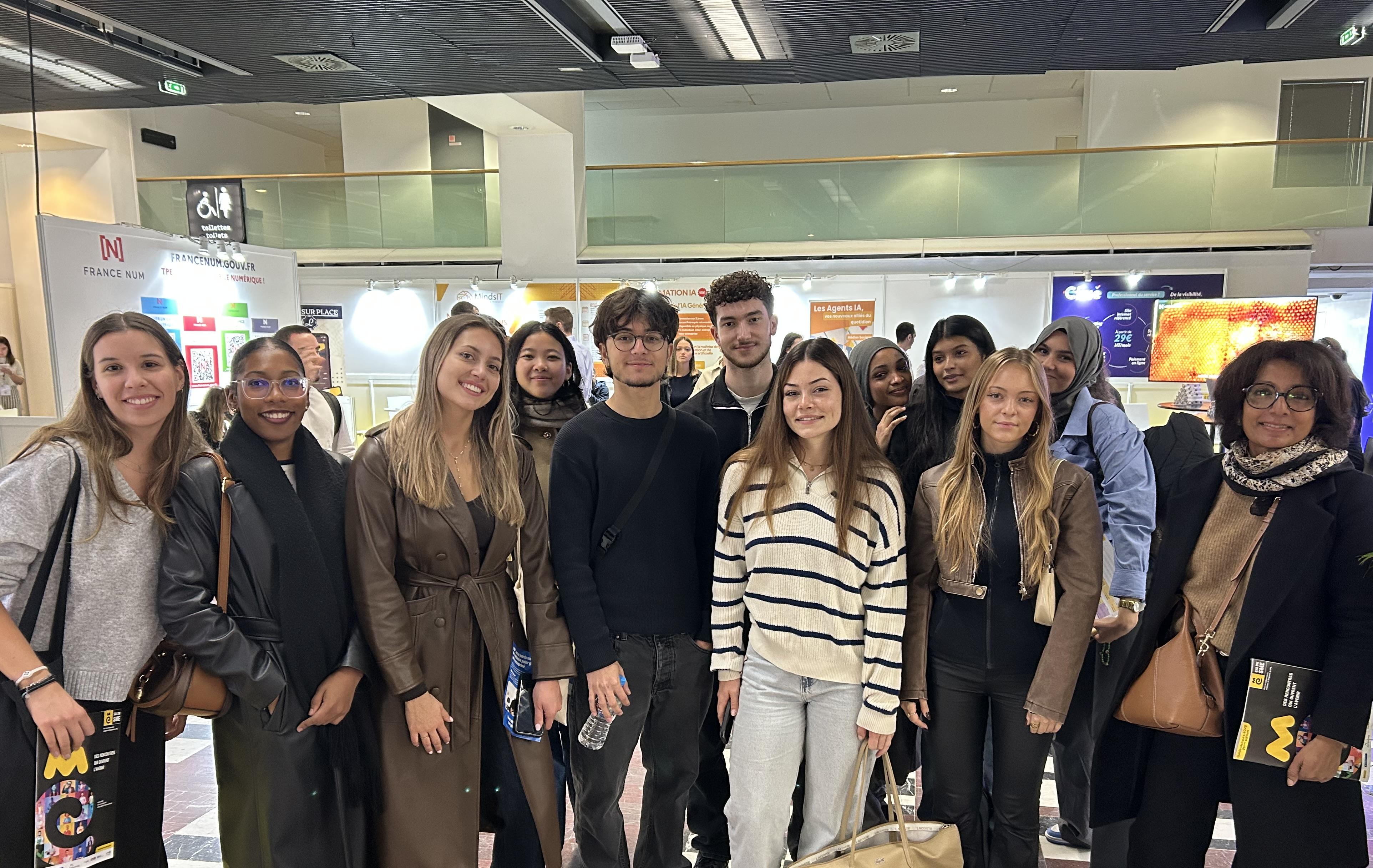 Les étudiants du parcours MDEE au Salon SME 2025 - IUT de Vélizy ...
